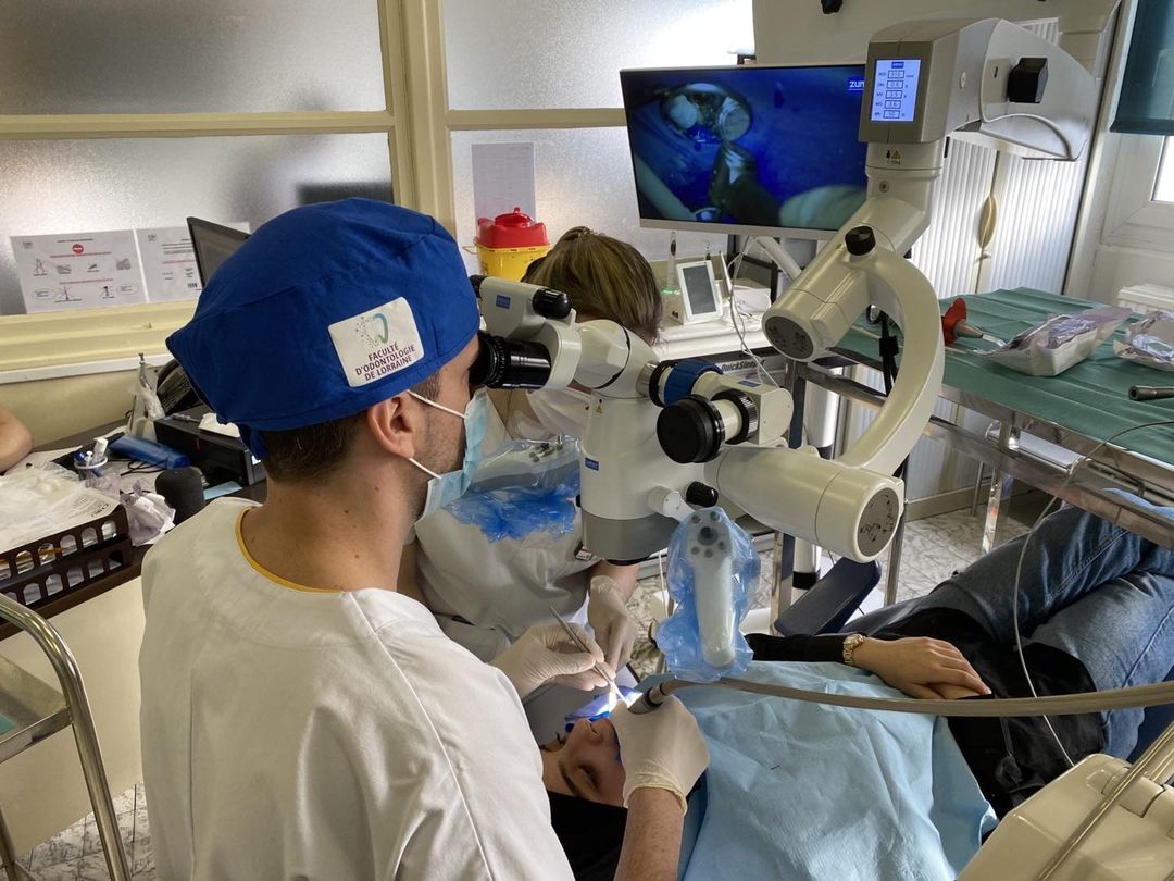 Microscopes – Diffusion Laser et Technology